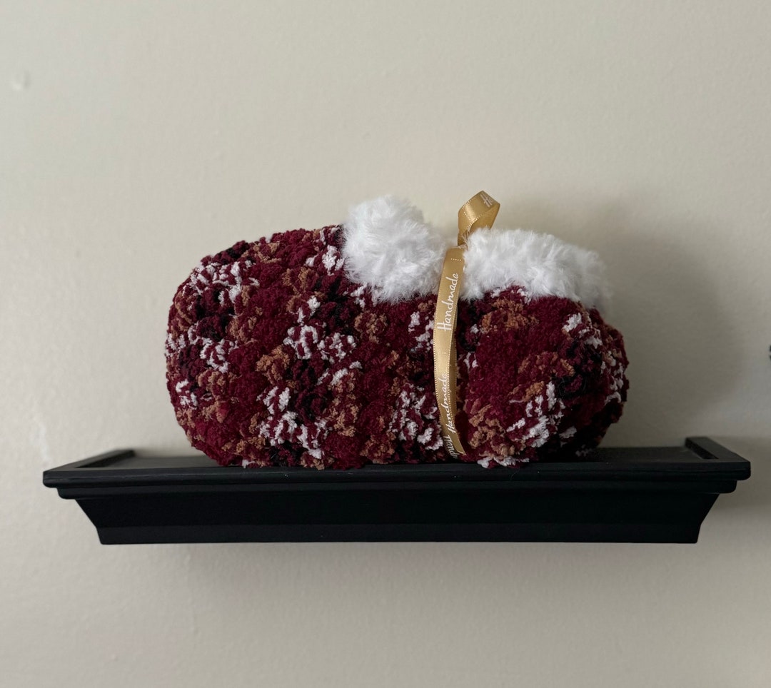 Premium Slippers Cherry Pie - Etsy