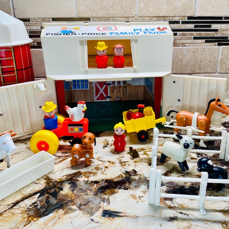 Little People Barn - Etsy