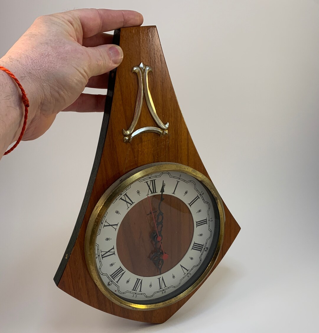Vintage USSR Mayak (majak) Wall-mount Clock - Etsy