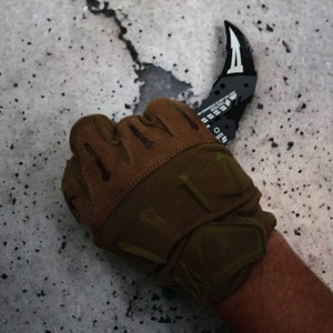 Dummy Folding Armor Karambit-01 - Etsy