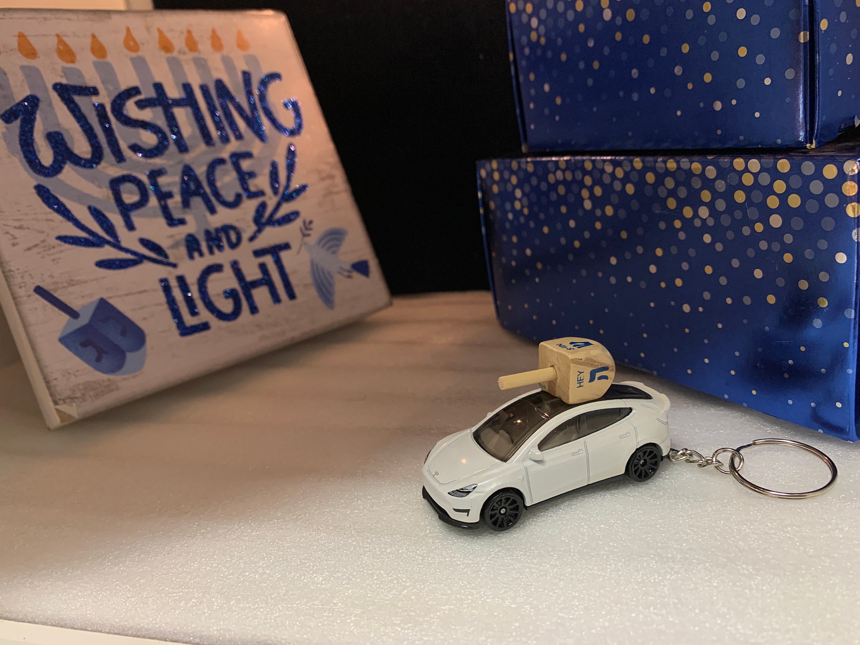 Tesla Model Y Diecast Hanukkah Decoration 1/64 Scale Diecast Keychain ...