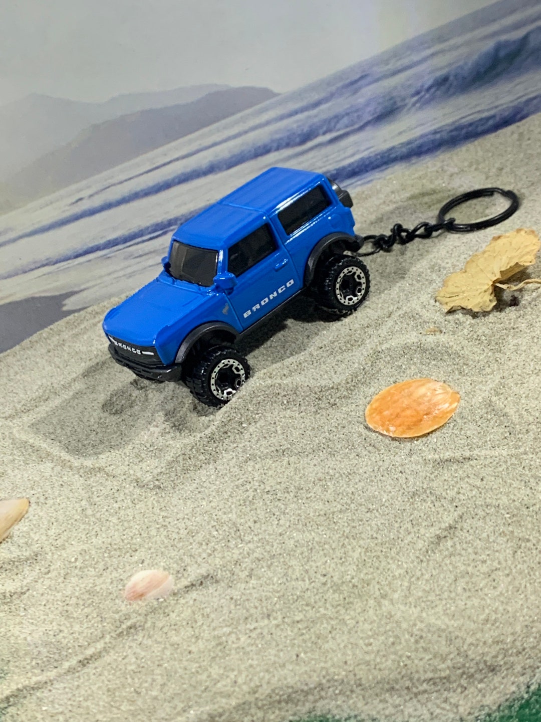 Ford Bronco 2 Door 2021 1/64 Scale Diecast Keychain disclaimer NOT ...