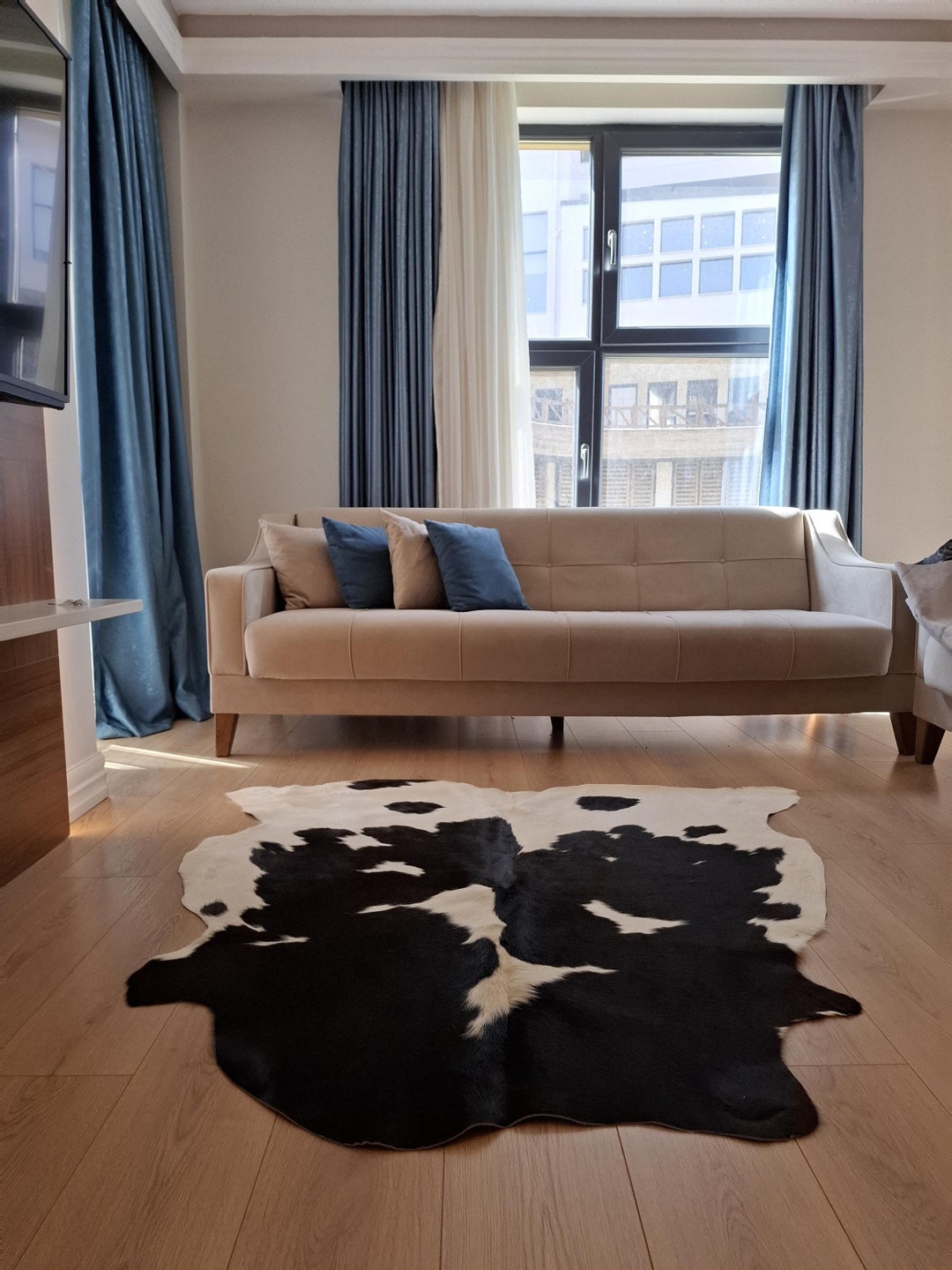 Bicolor Cowhide , Black and White Cowhide Rug , Decorative Hide Rug ...