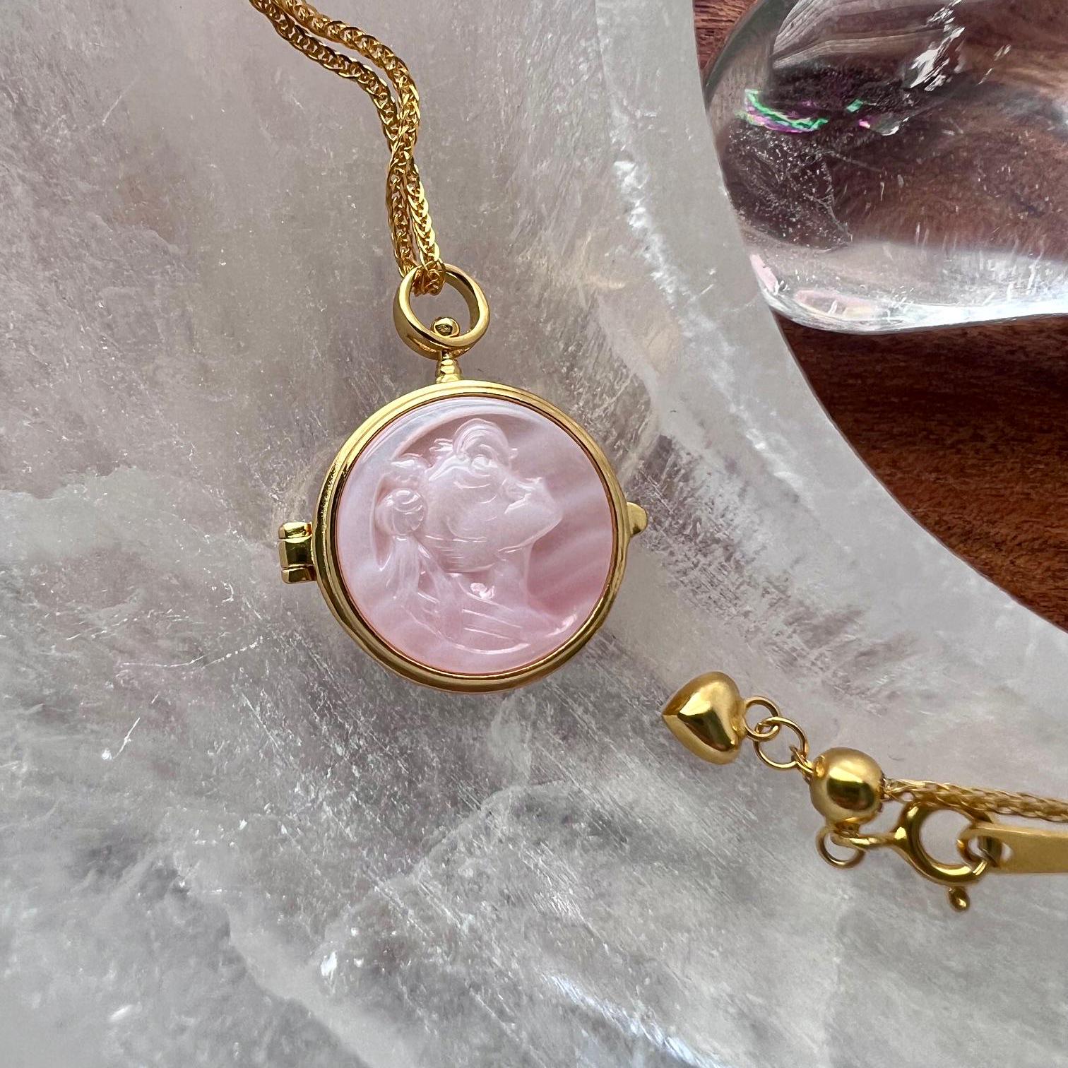 Adjustable Queen Conch Sailor Moon Locket Necklace Gold925 Double Sided ...