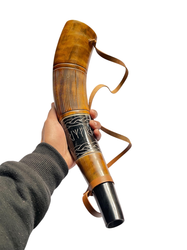 Medieval VIKING WAR HORN Battle Trumpet Hand Engraved Blow Horn 16 ...