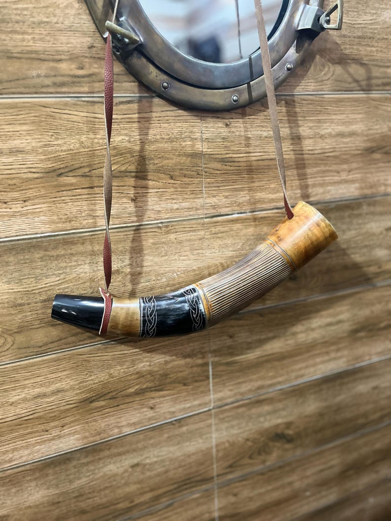 Medieval VIKING WAR HORN Battle Trumpet Hand Engraved Blow Horn 16 ...