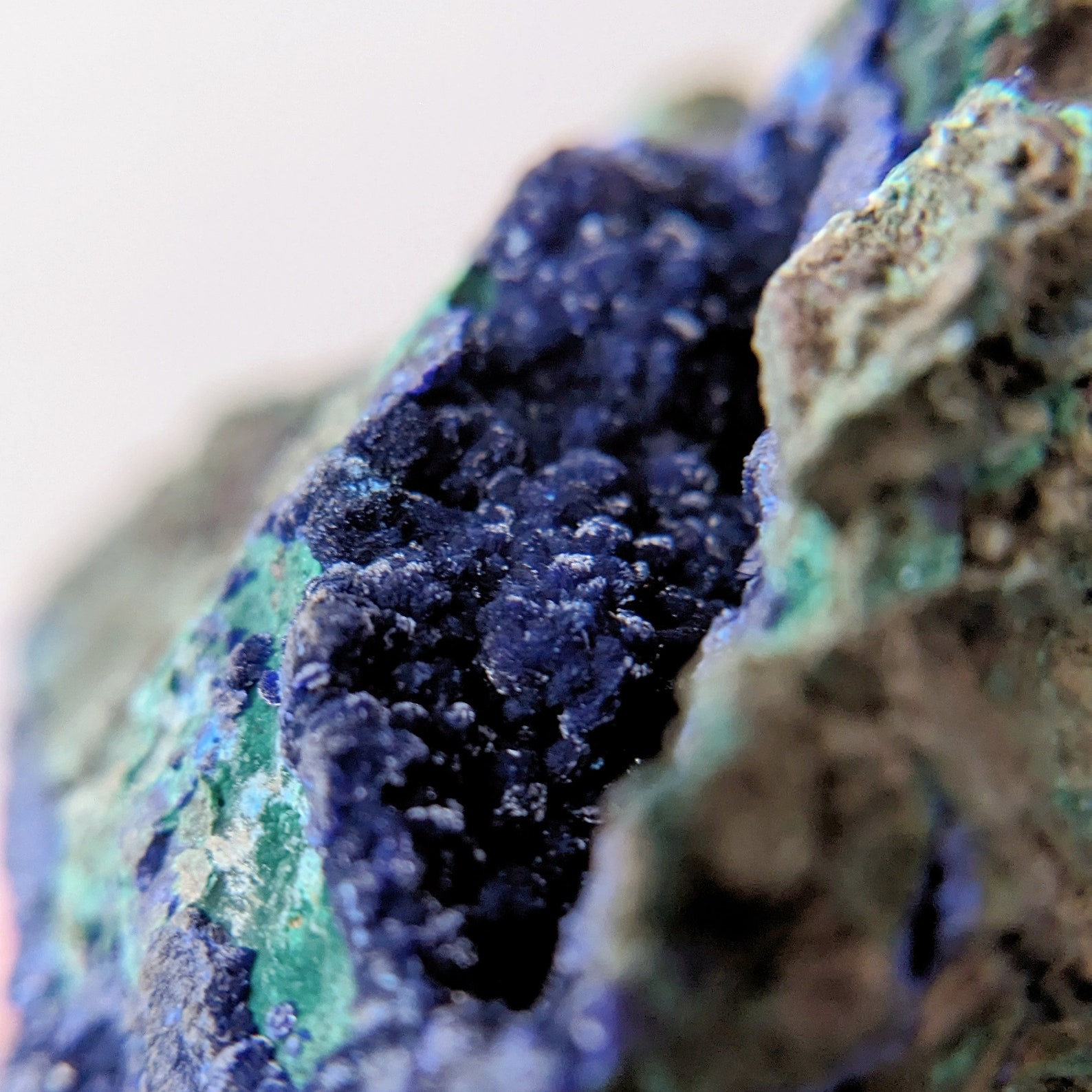 Dark Blue Highly Crystalized Azurite Geode With Light Green Malachite ...