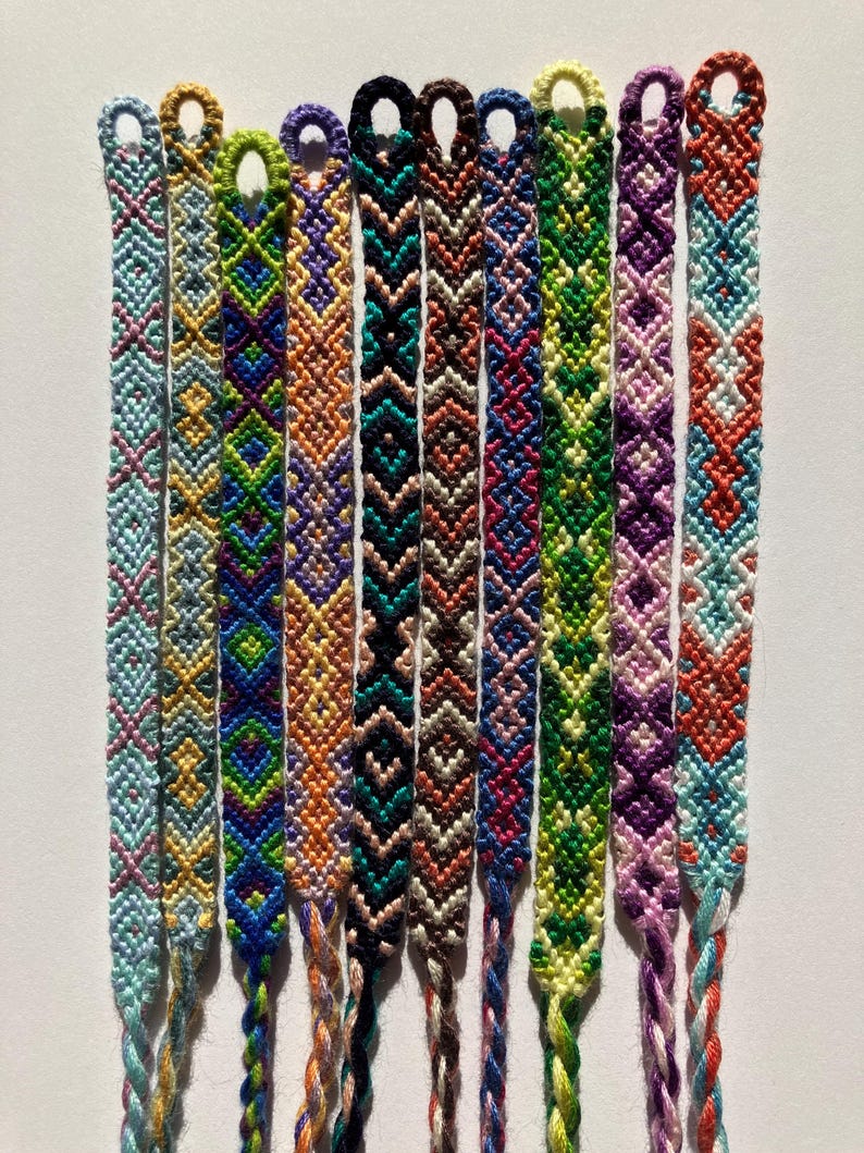 Gradient Diamond & Arrowhead Friendship Bracelets - Etsy
