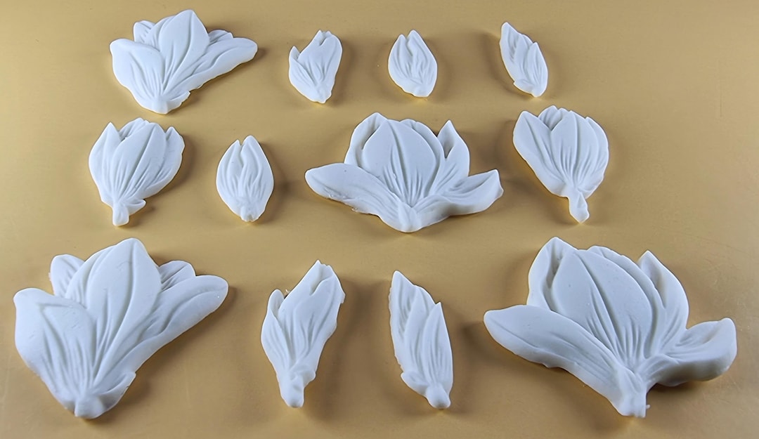 12 X Edible 3D 50mm Tulip Lilly Flowers Set, Icing Toppers, Cake ...