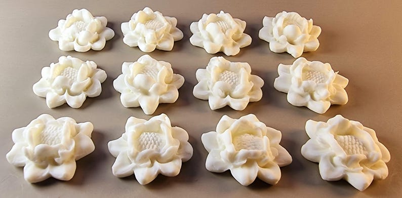 12 X Edible 3D 32mm Lotus Flowers, Icing Toppers, Cake, Cupcakes ...