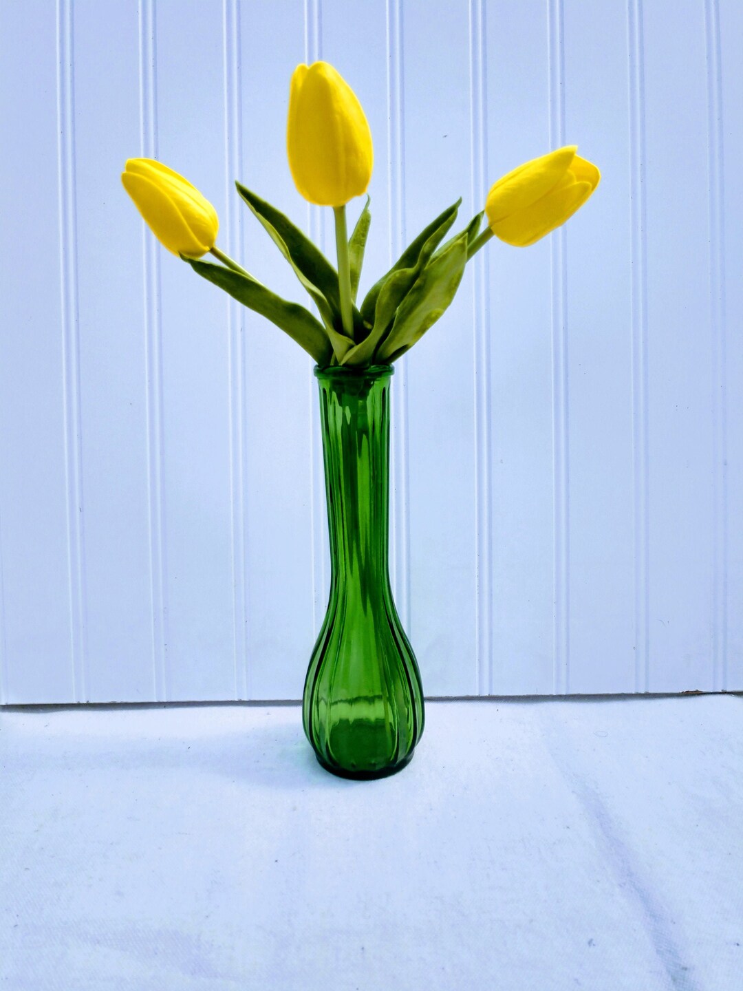 Vintage Emerald Green Glass Vase With Flower's - Etsy