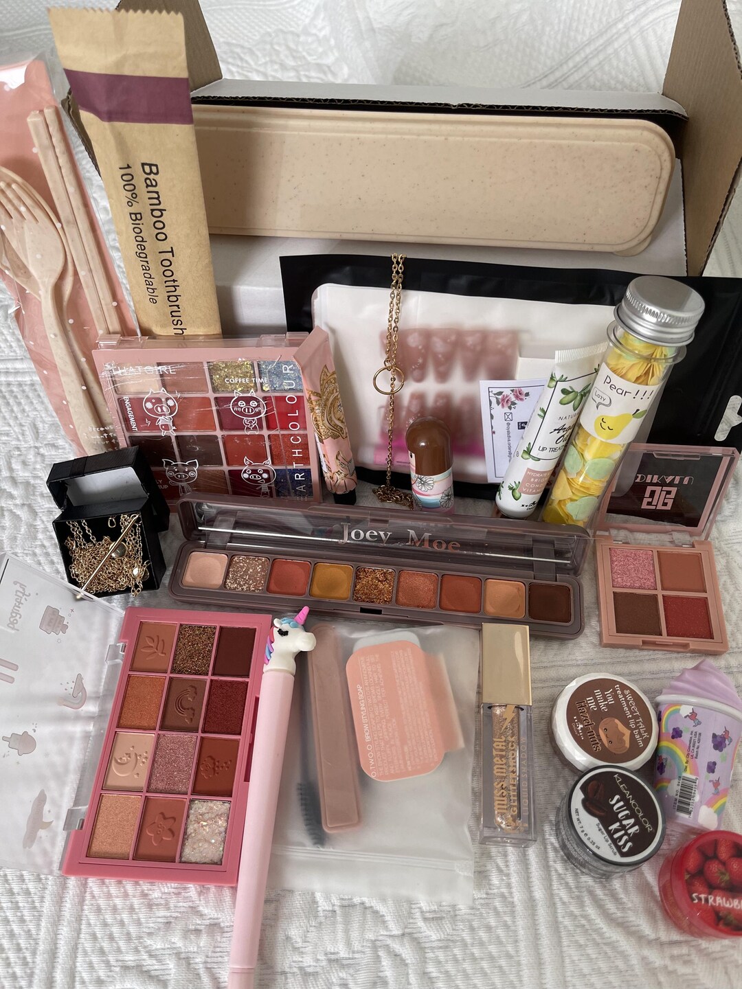 Beauty Bundles makeup, Accessories, and Jewelry Gift Bundle - Etsy