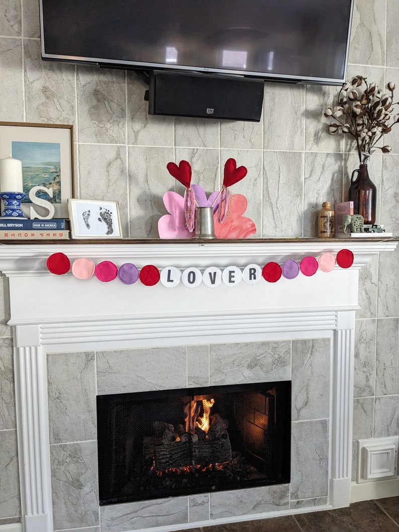 Felt Friendship Bracelet Garland Handmade Valentines Garland Taylor ...