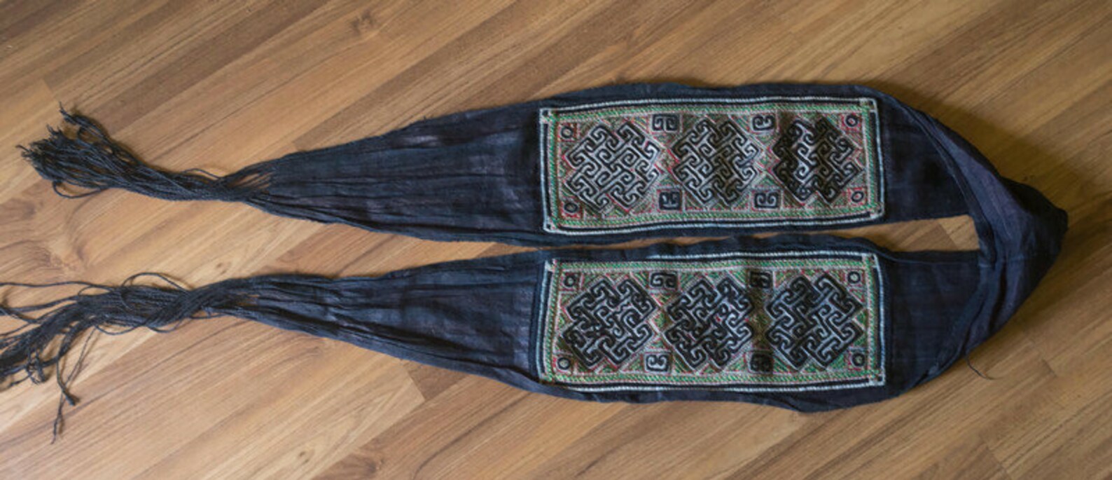 Vintage Hmong sash 40 years old Black Hmong Handmade | Etsy