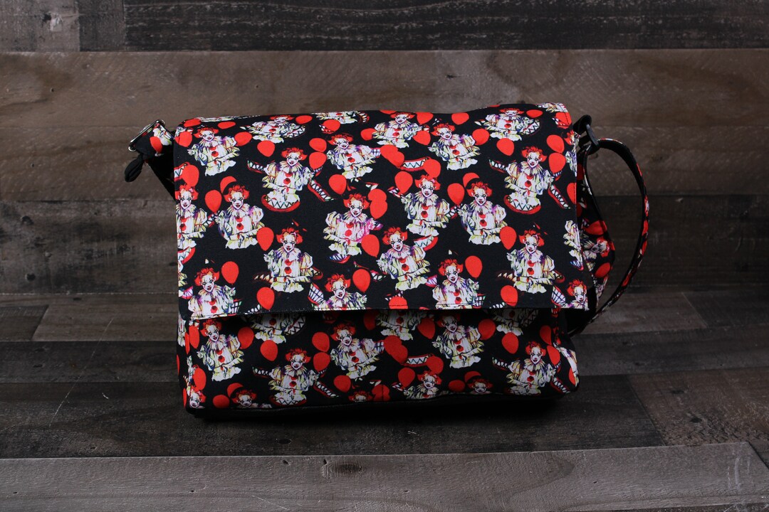 Pennywise Handbag. Handbag It. Pennywise Clown Horror Movie Handbag ...