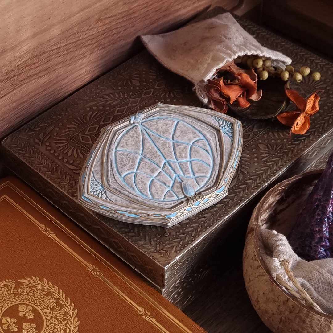 Elder Scrolls Antiquarian's Eye Cosplay Prop Gaming Desk Decor Skyrim ...