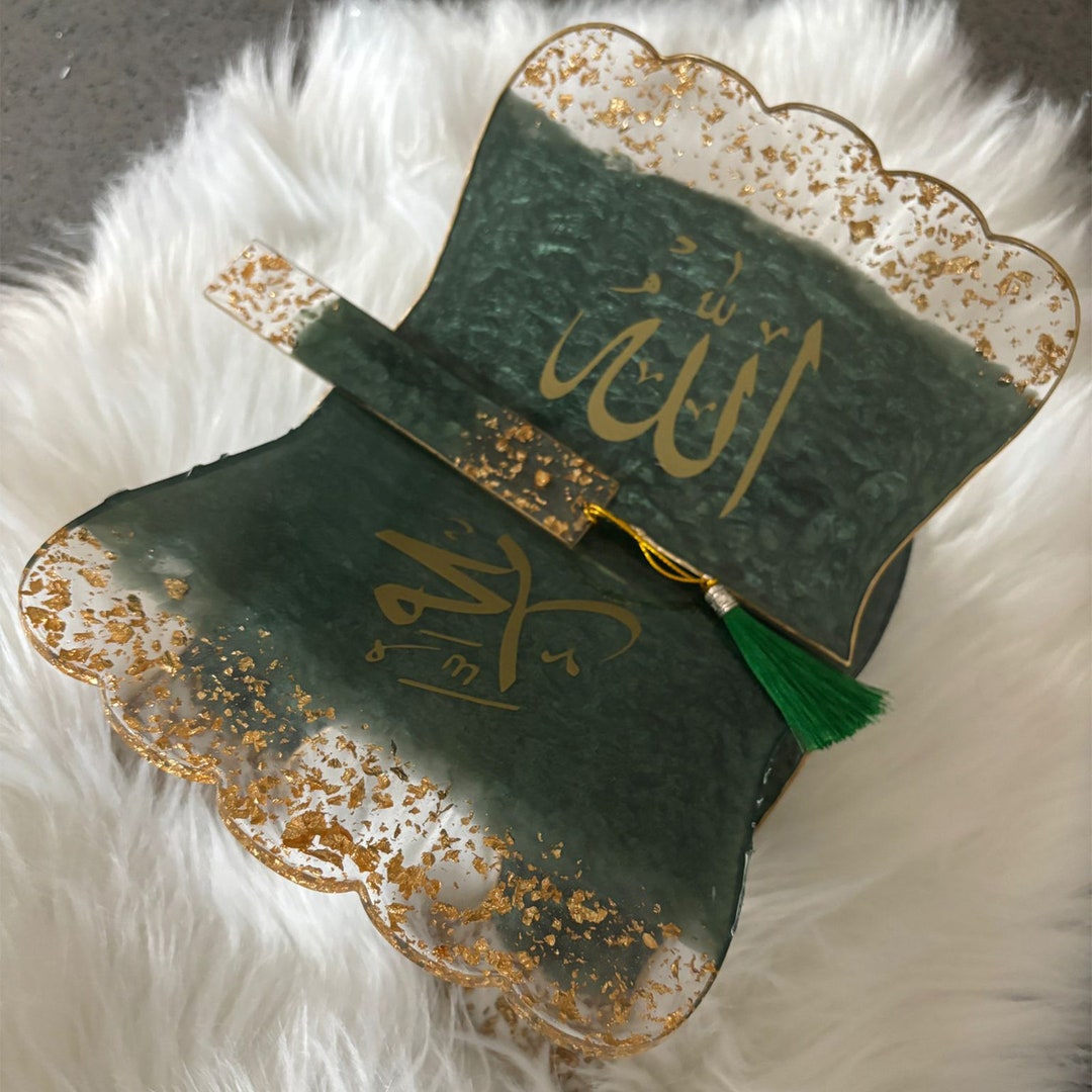 Personalized Resin Quran Holder With Rose Petal Décor, Rehal, Quran ...
