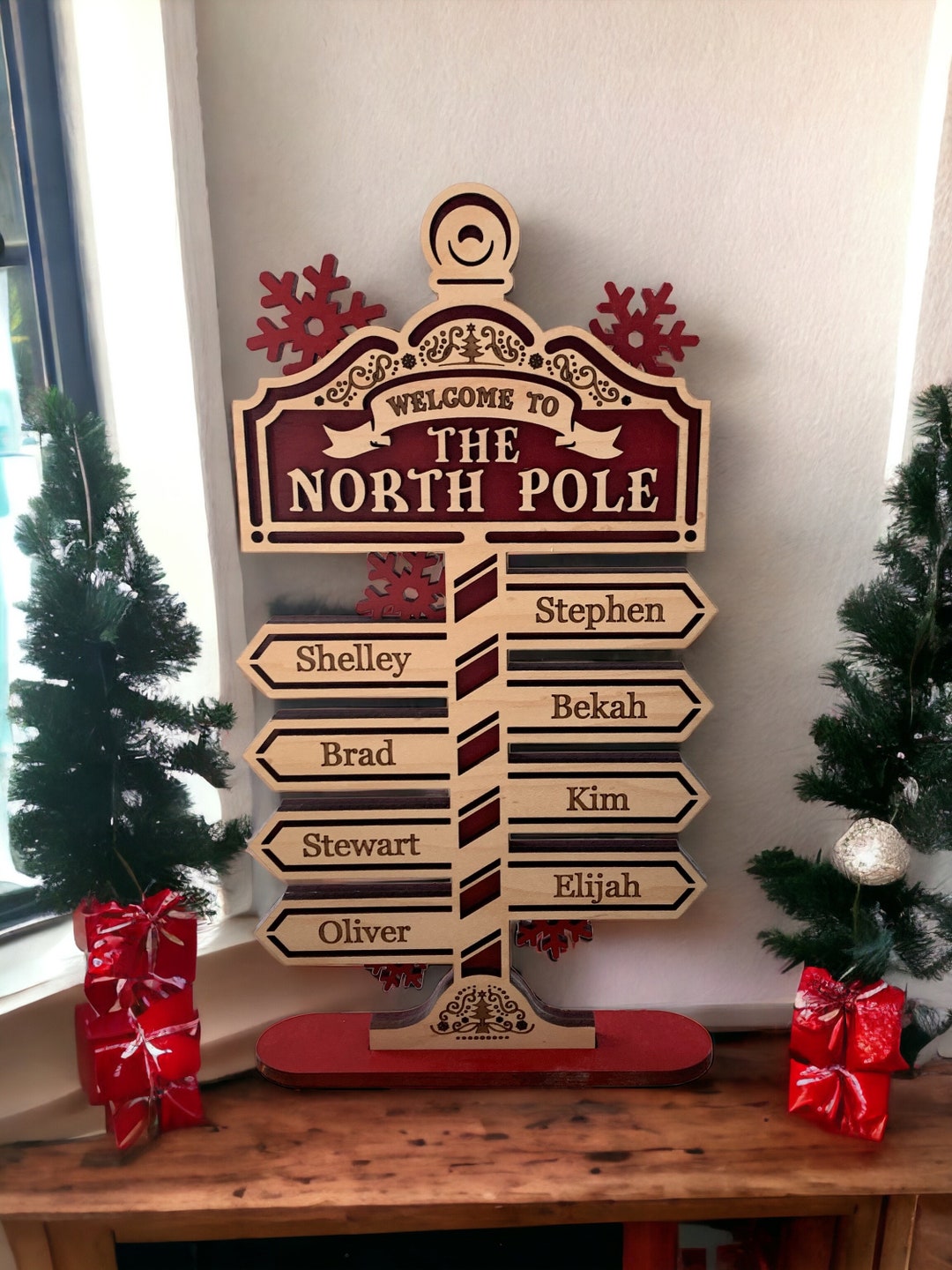 North Pole Family Sign, Personalized Christmas Decor - Etsy