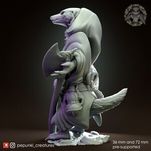 Honey Badger Beekeeper | Pepunki Creatures | UNPAINTED Miniature in ...