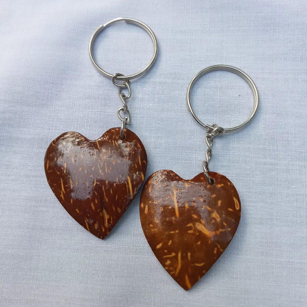 Coconut Shell Handmade Key Tag Vintage Ceylon Coco Shell Heart Keychain ...