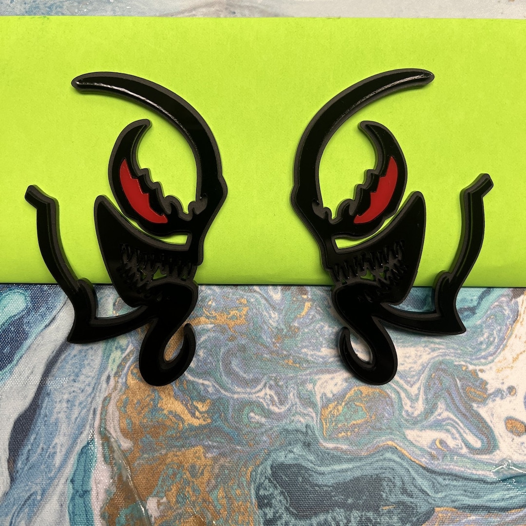 Fender Badges | Venomous Venom Premium Emblem W/ Red Eye |2 BADGES ...