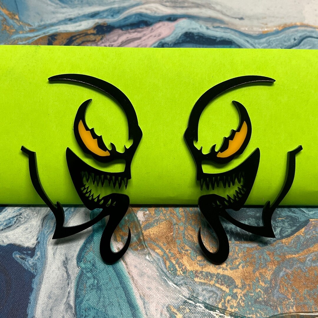 Fender Badges Emblem Venomous Venom With YELLOW EYE | 2 BADGES | Angry ...
