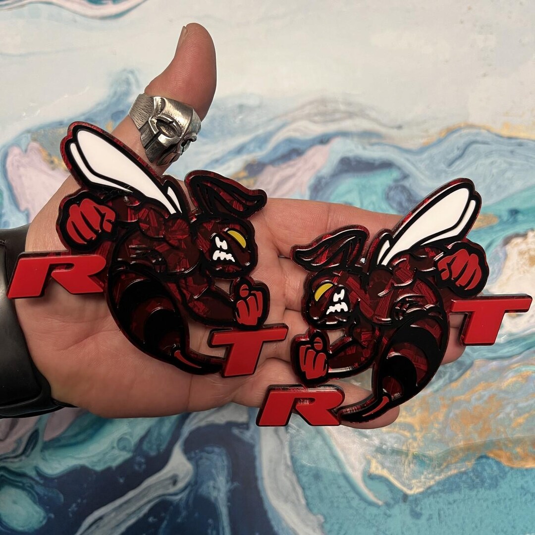 Fender Badges Hornet Emblem Bee Swole Forged Red With Yellow Eye | 2 ...