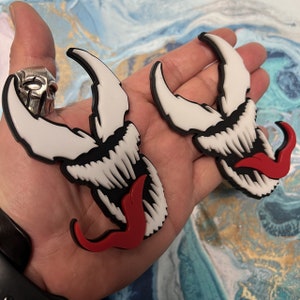 Fender Badges Emblem Venomous V2 Matte Black W/ Red Tongue and White ...