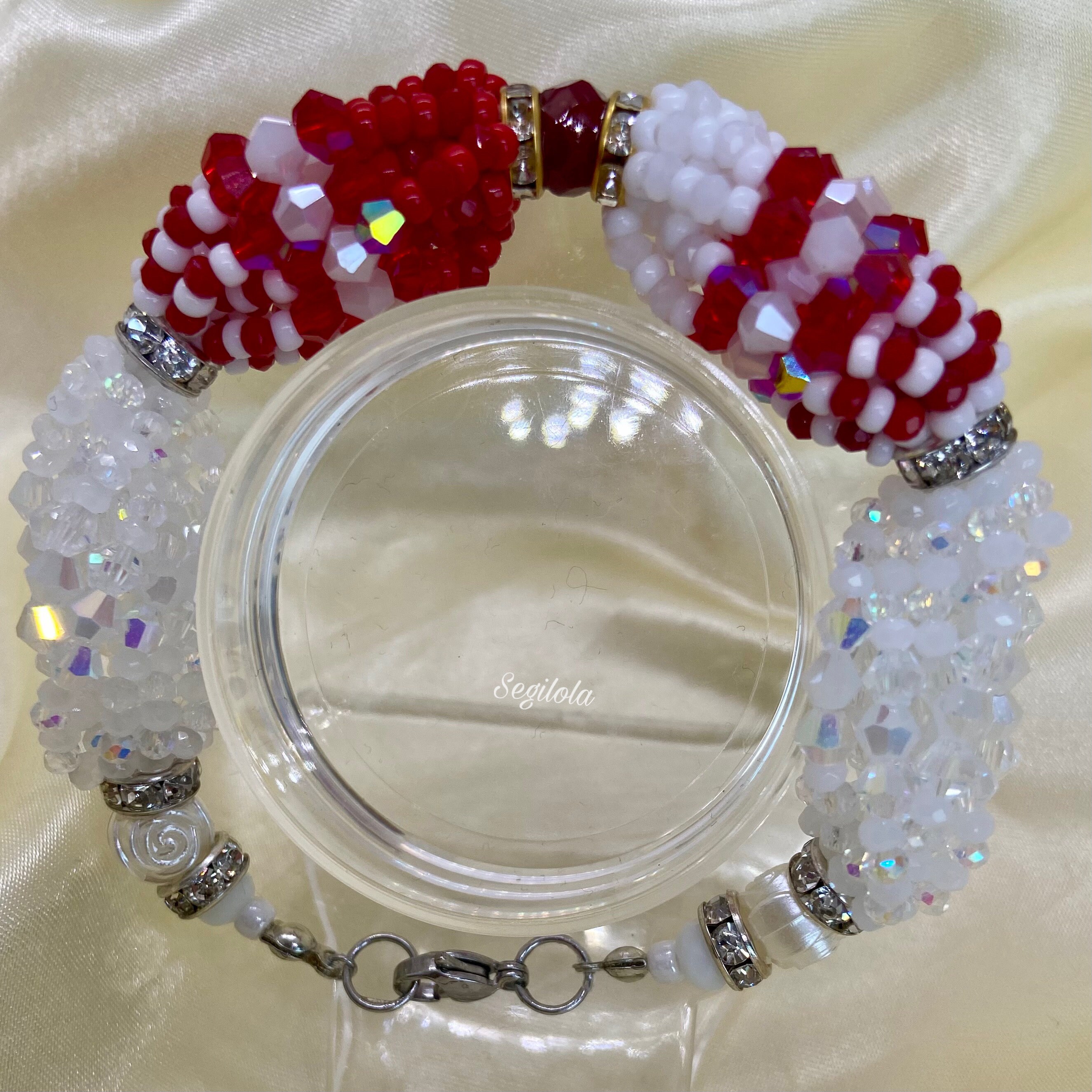 Idé With Allegorical Colors to Shangó, Idé De Mazo, Ilde, Idé Changó ...