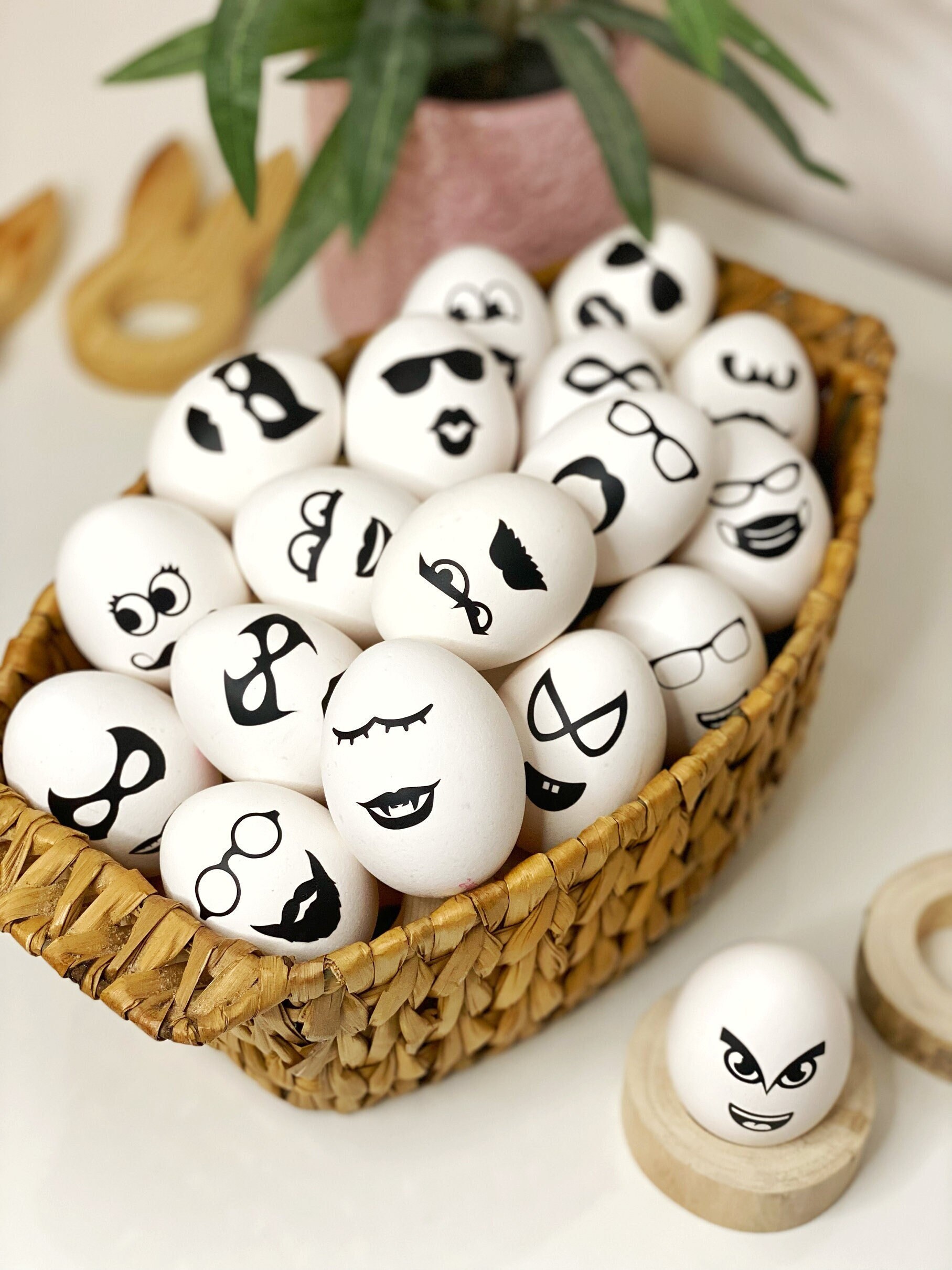 Funny Egg Stickers, Decals, Party Decoration, Easter DIY for 18 Faces ...