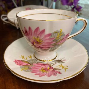BEAUTIFUL PINK LILLY Pattern Clare Tea Set. 4 Teacups,4 Saucers,4 Side ...