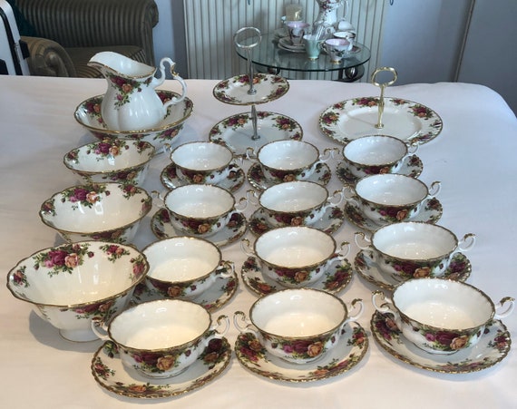 ROYAL ALBERT Old Country Roses Soup Coupes With Saucercake - Etsy