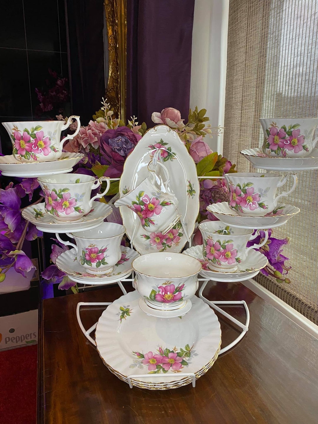 ROYAL ALBERT Prairie Rose Tea Set. 6 Teacups,6 Saucers, 4 Side Plates ...