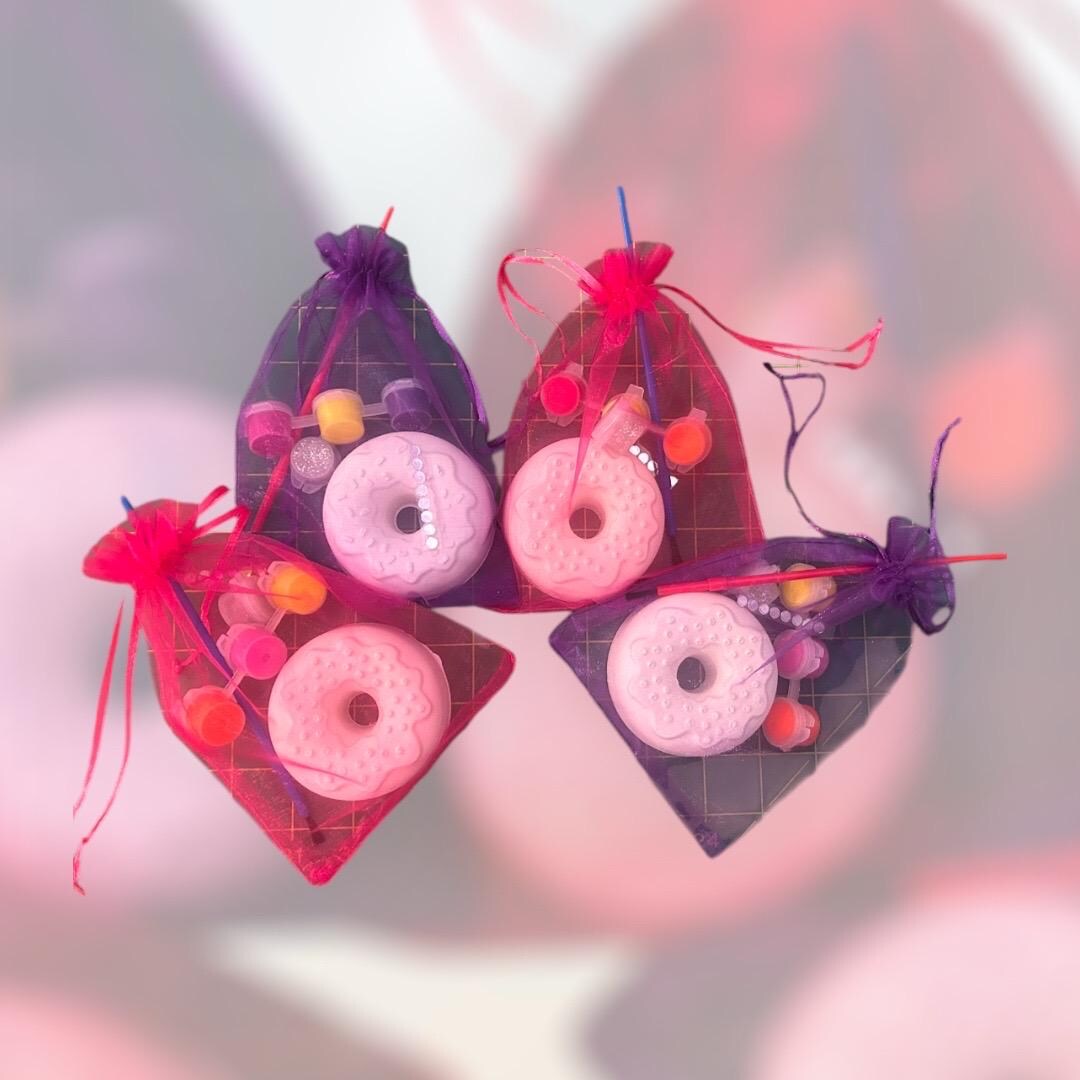 Donut Paint Craft Kit: Party Favor Activity Set - Etsy