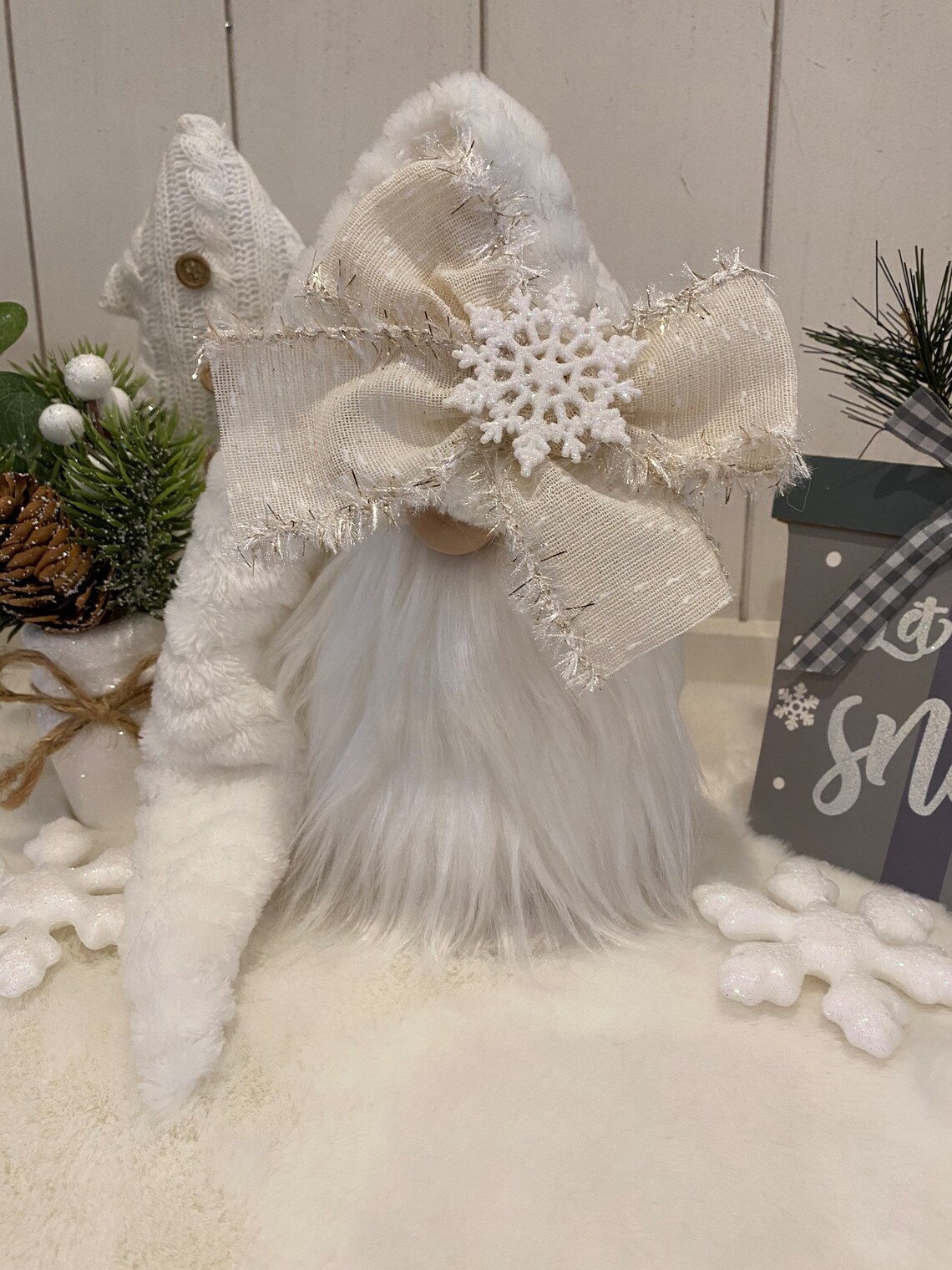 Fluffy White Snowflake Christmas Gnome Winter Gnome Seasonal - Etsy