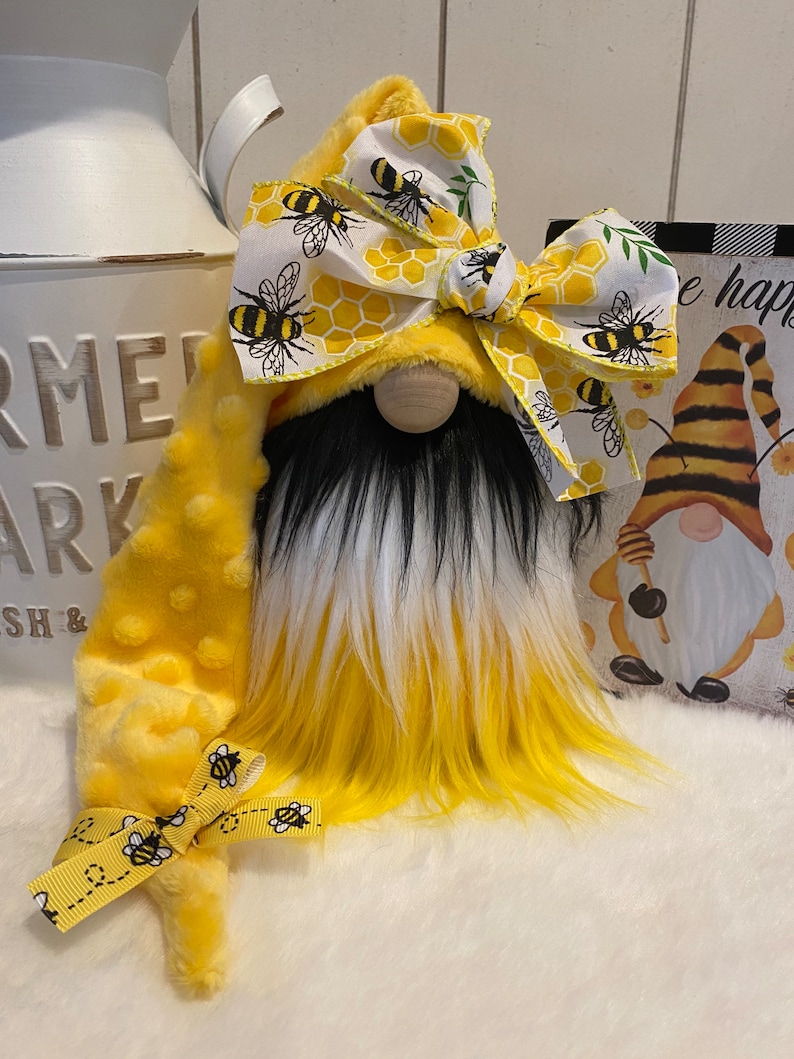 Bee Gnome Bee Tier Tray Decor Bee Decoration Summer Gnome - Etsy