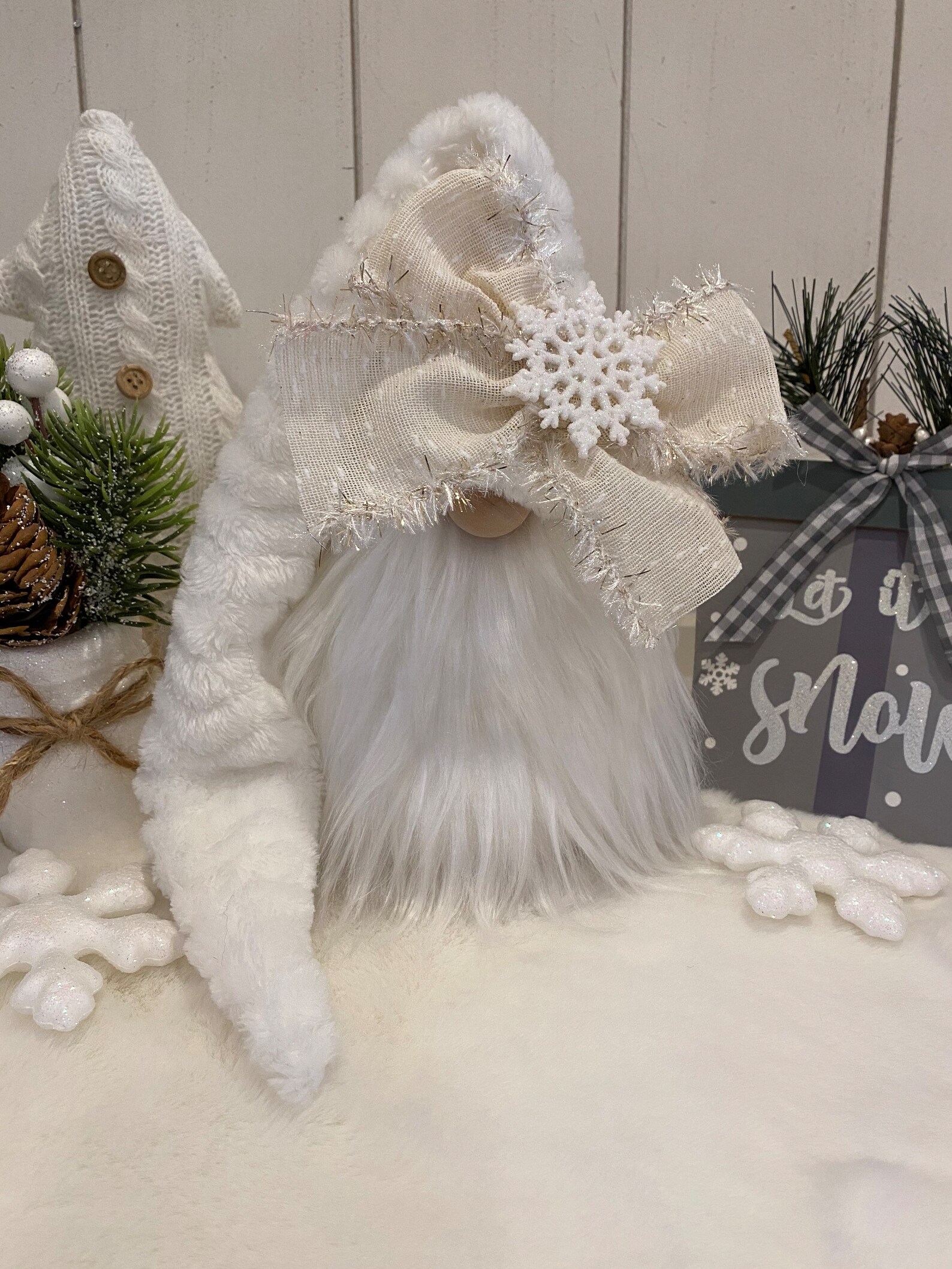 Fluffy White Snowflake Christmas Gnome Winter Gnome Seasonal - Etsy