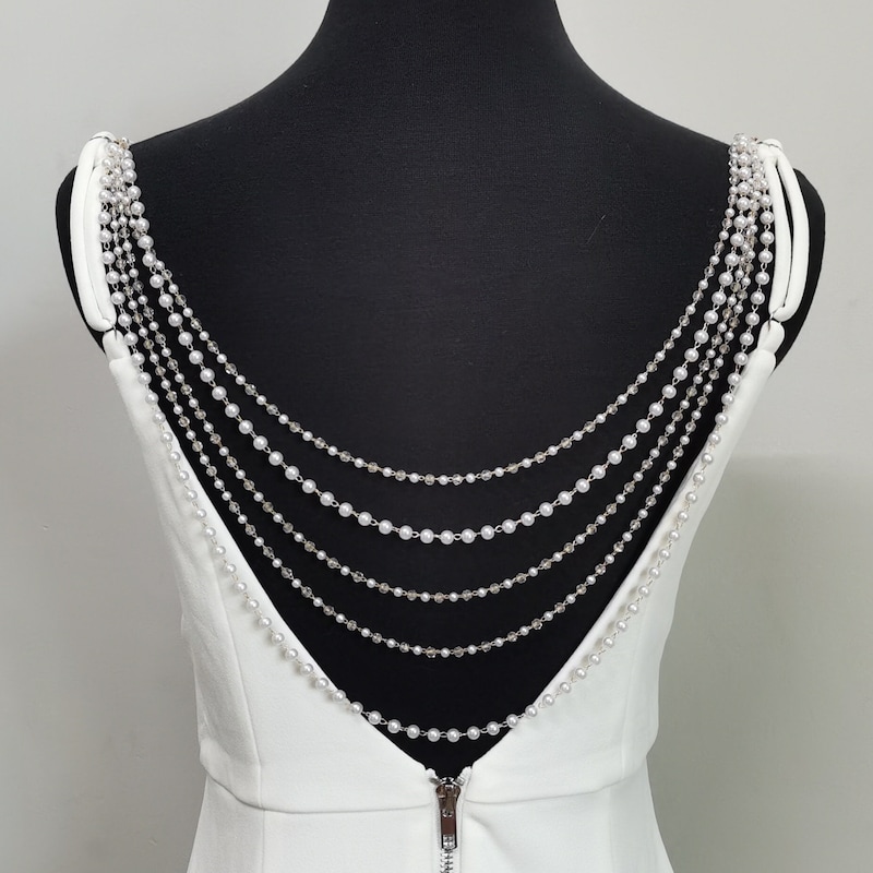 Backdrop Necklace - Etsy