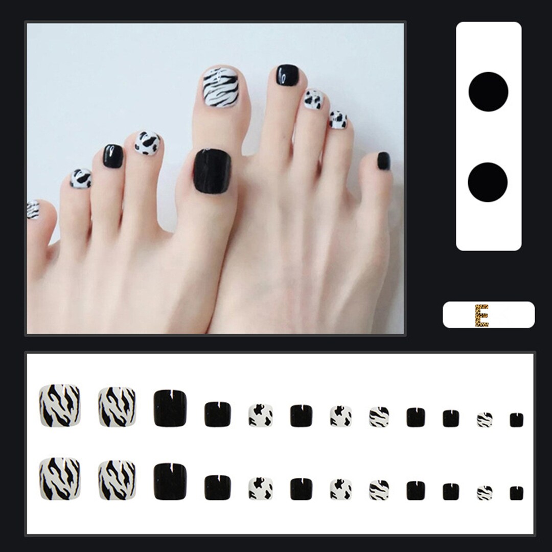24 Piece Press on Toe Nails / Toe Nail Kit / Black & White - Etsy
