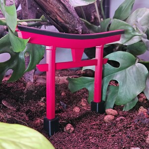 Torii Gate Reptile Decor • Japanese Asian Themed Gecko Accessory • 3D ...