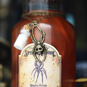 Magic Potion Phosphorescent Spider Venom Witch Decoration Curiosities ...