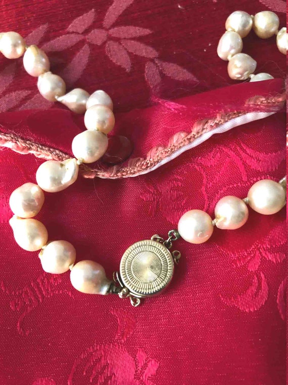 Vintage 30 inch Pearl Necklace opera style - Gem