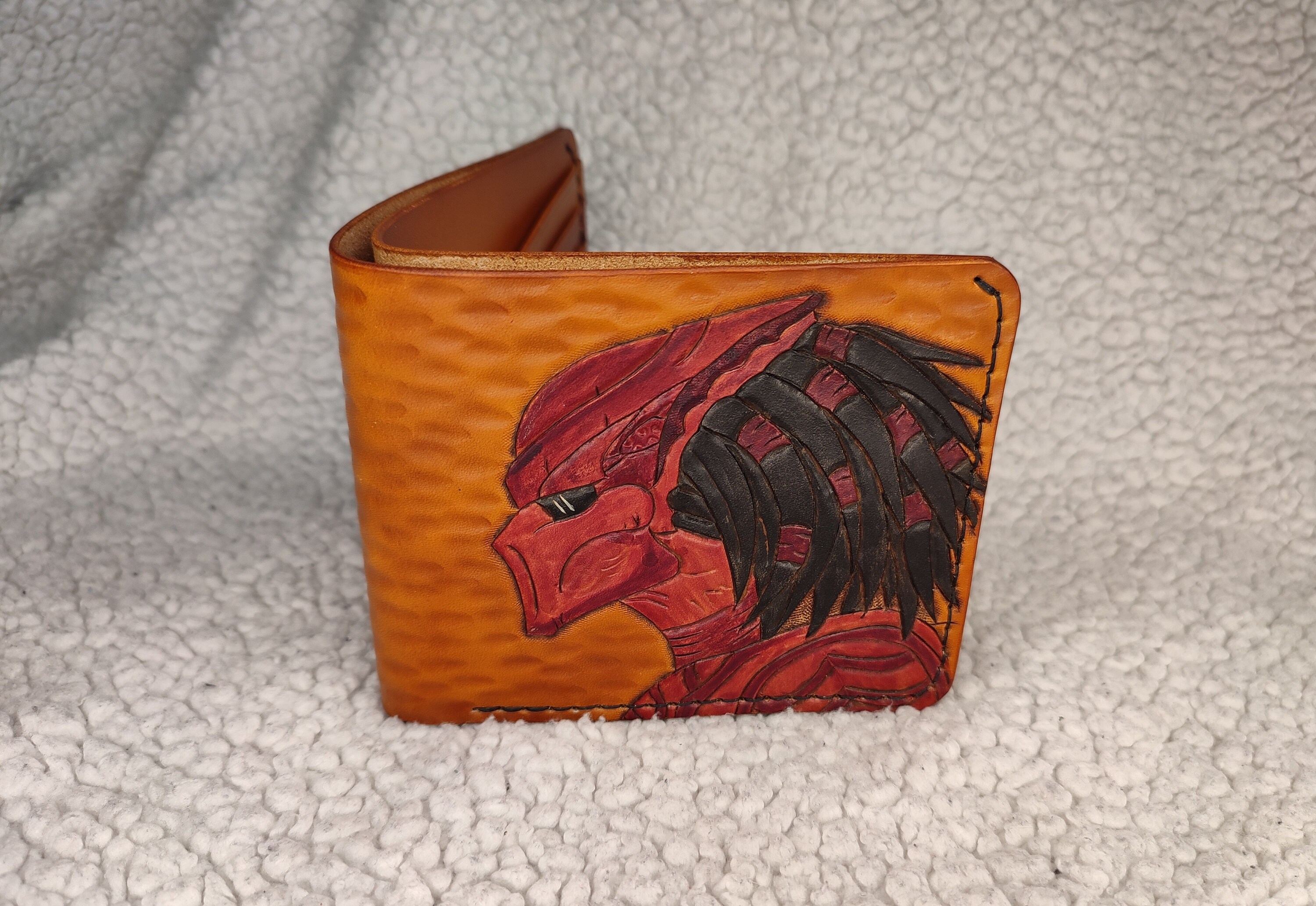 Alien Vs Predator Handmade Leather Wallet AVP Embossed - Etsy