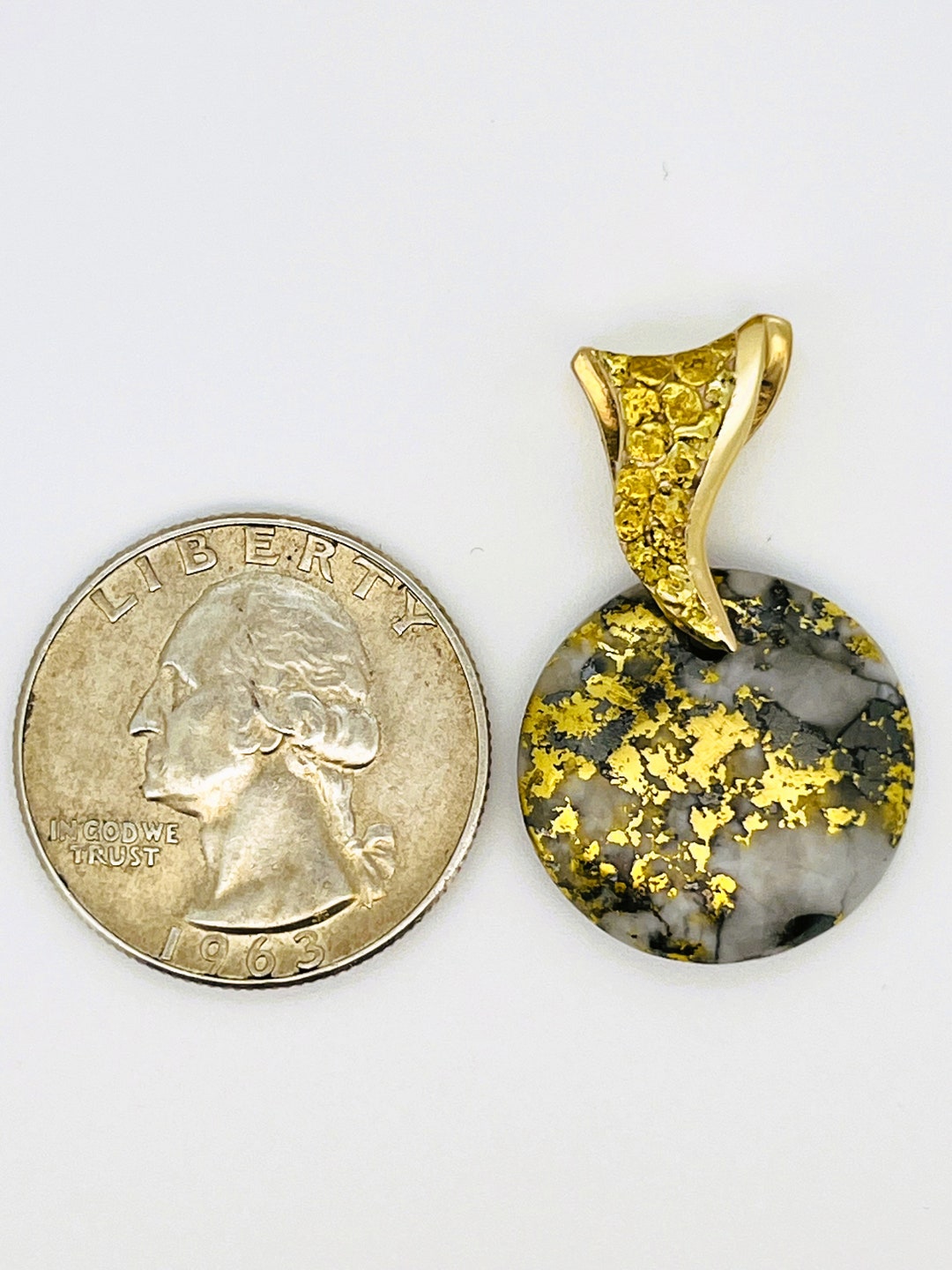 Rare Alaskan Gold in Quartz 14ct Solid Gold & 22ct Gold Nugget Pendant ...