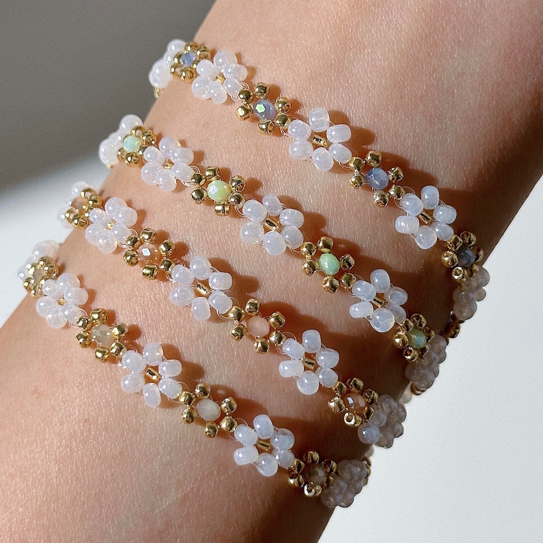 Flower Crystal Beaded Bracelet, Flower Beaded Bracelet, Daisy Bracelet ...
