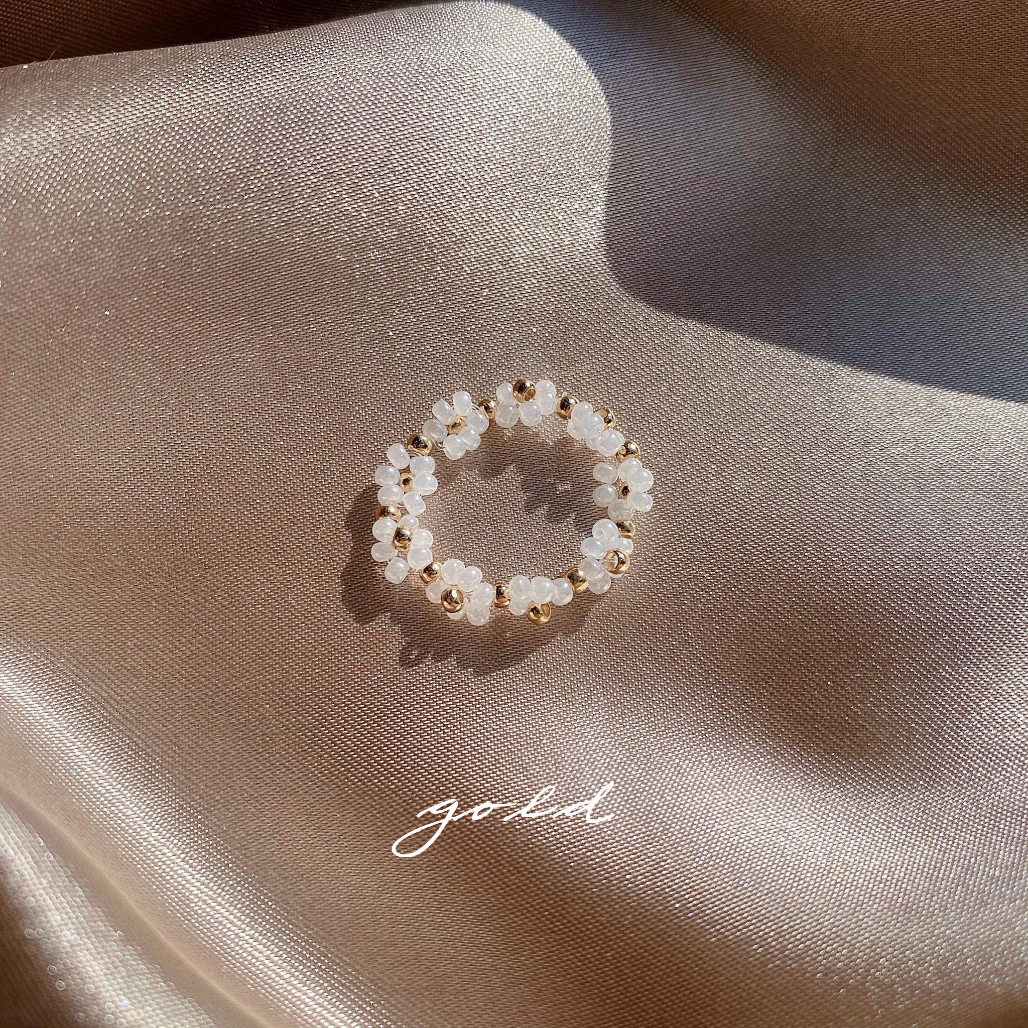 Dainty Flower Beaded Ring Daisy Ring Stackable Ring Elastic | Etsy