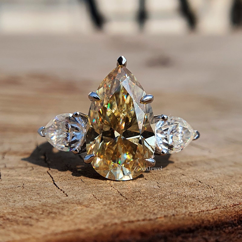 Canary Diamond Ring - Etsy