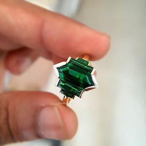 Elongated Hexagon Cut Emerald Ring| 5 Stone Emerald Ring| Baguette ...