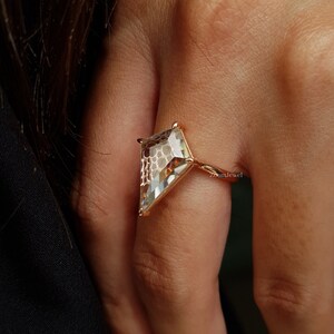 Kite Shape Engagement Ring, Antique Style Art Deco Rose Gold Wedding ...