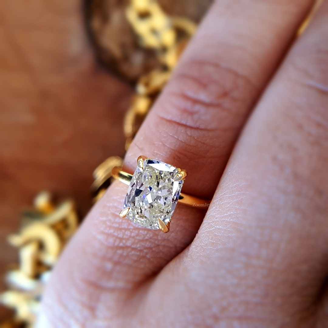 Classic Ice Crushed Cushion Cut Ring, Hybrid Crushed Ice Moissanite ...